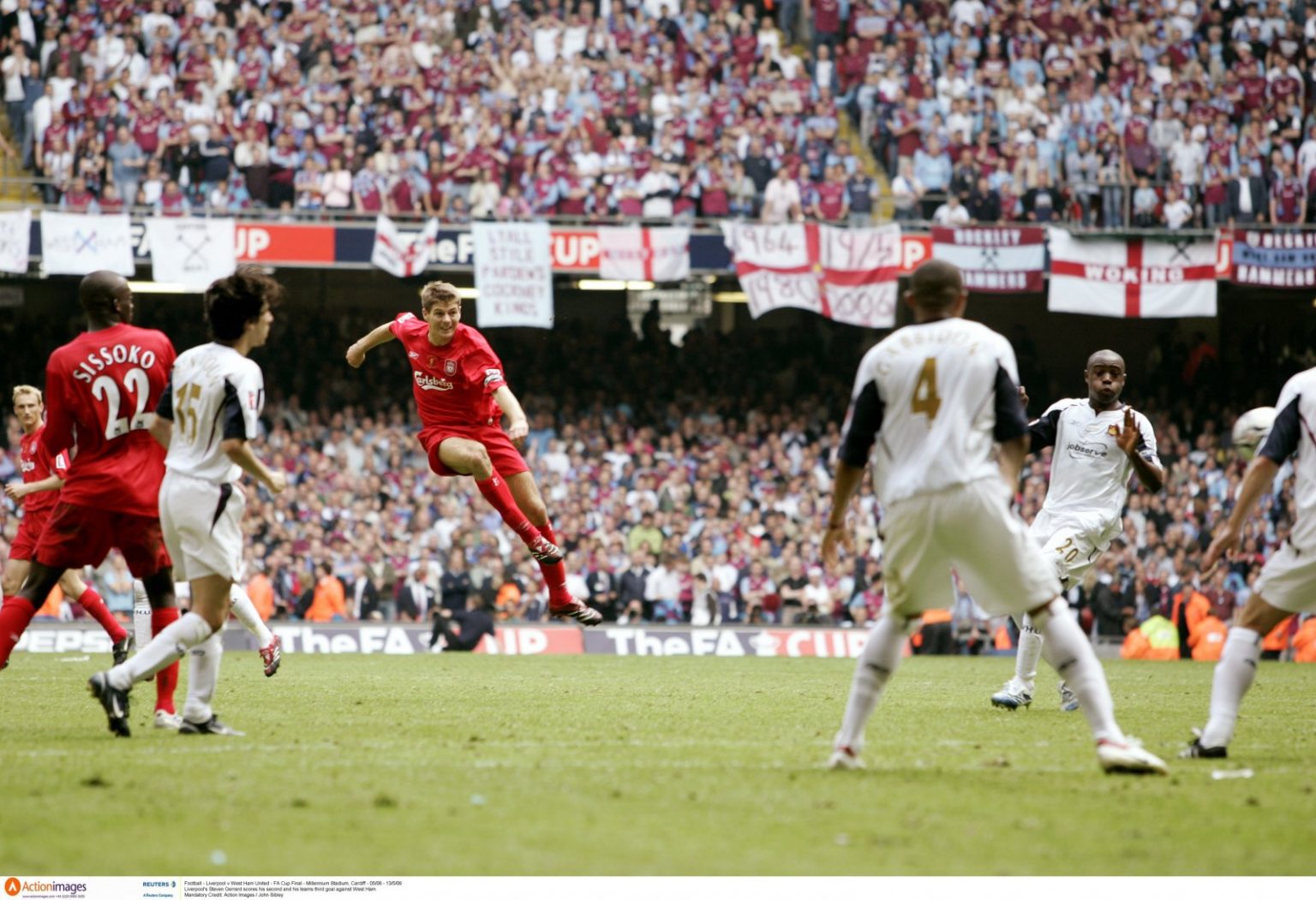 Steven Gerrard: An Iconic Football Journey | live4liverpool.com