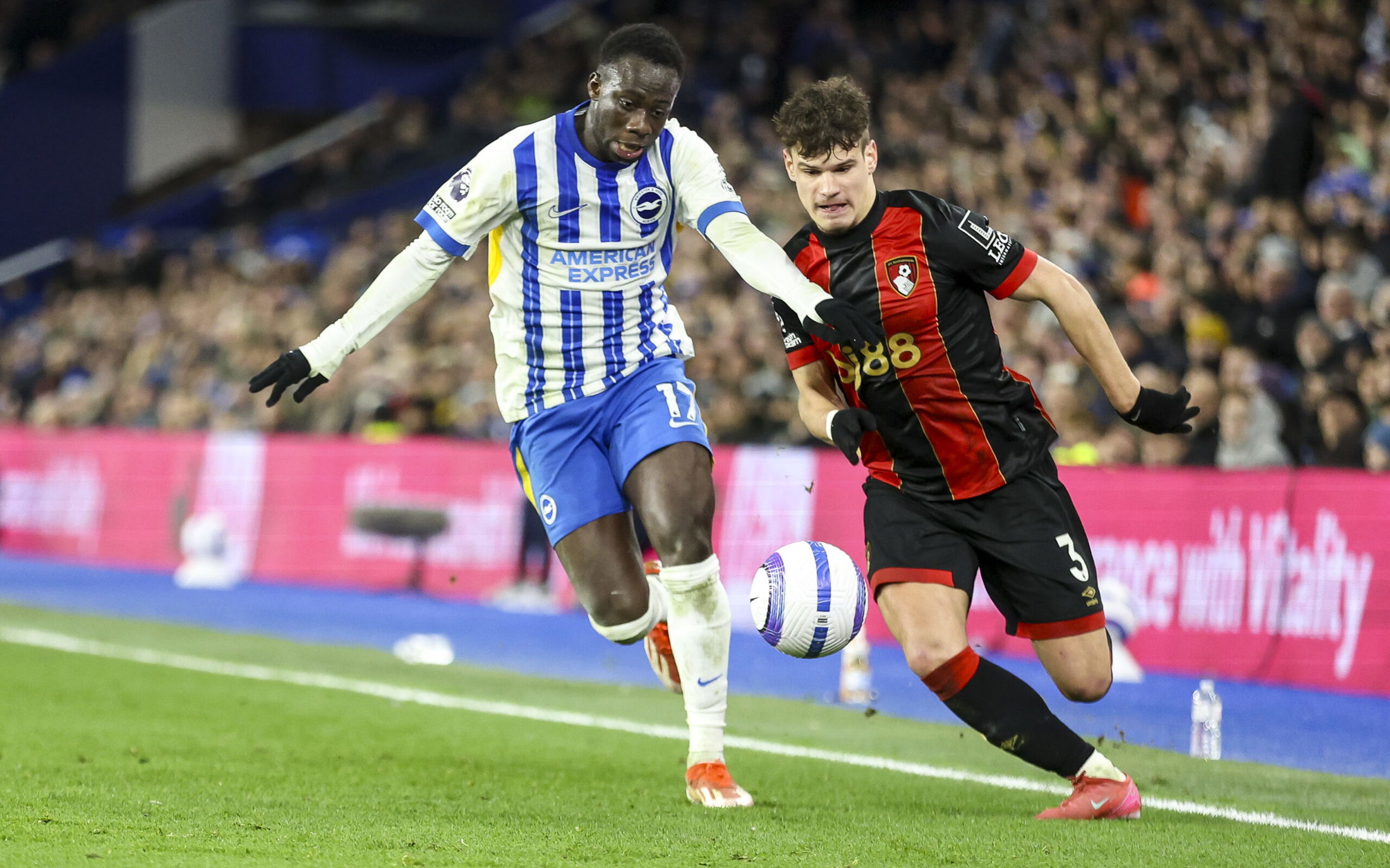 “It makes sense”: Liverpool tipped to beat Manchester United to summer ...